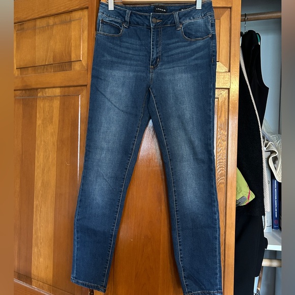 Tahari | Jeans | Tahari Kelly Classic Skinny | Poshmark